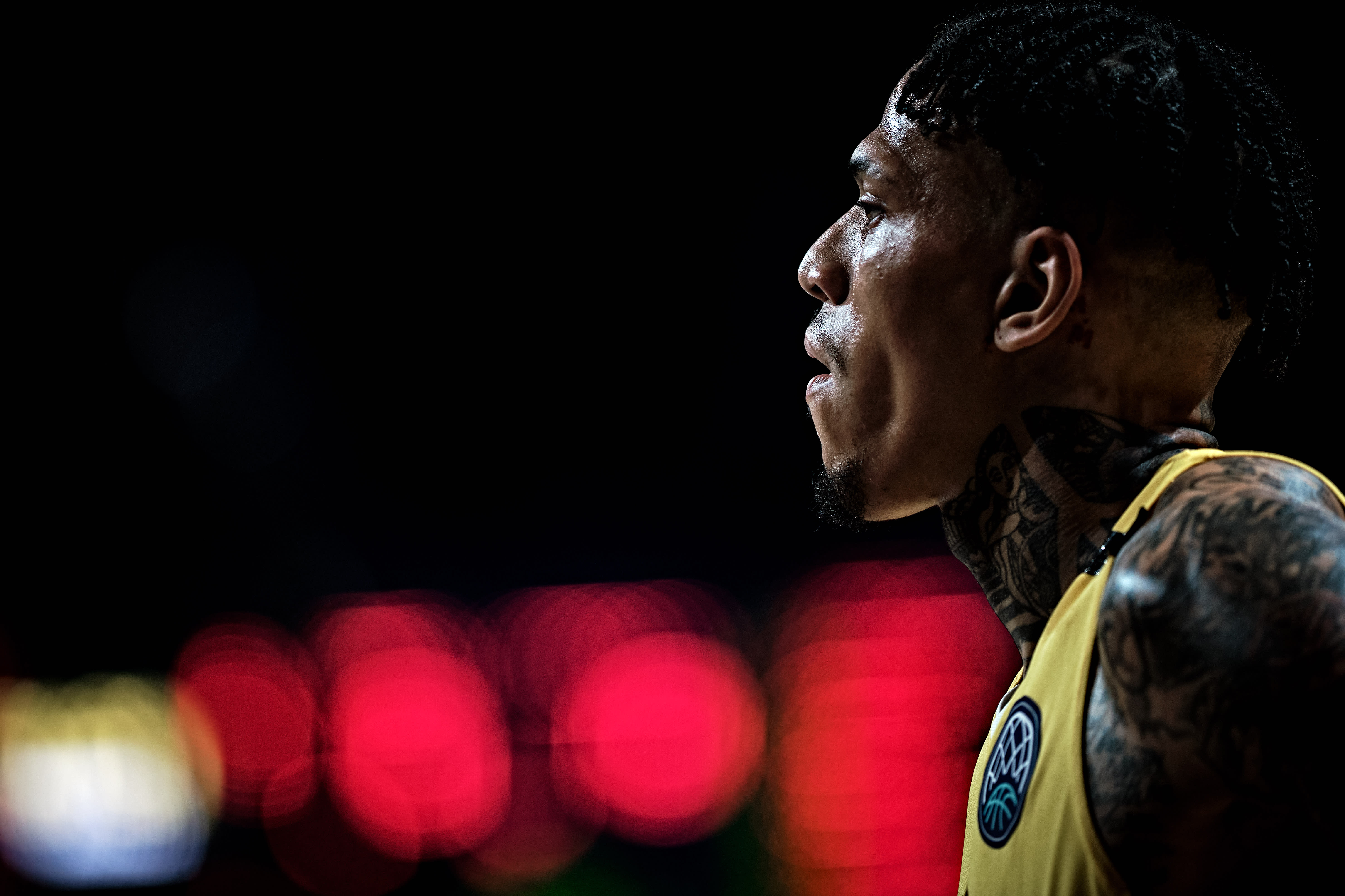 Karate Kyle En La Vida Real The Art Of Blocking Shots Featuring