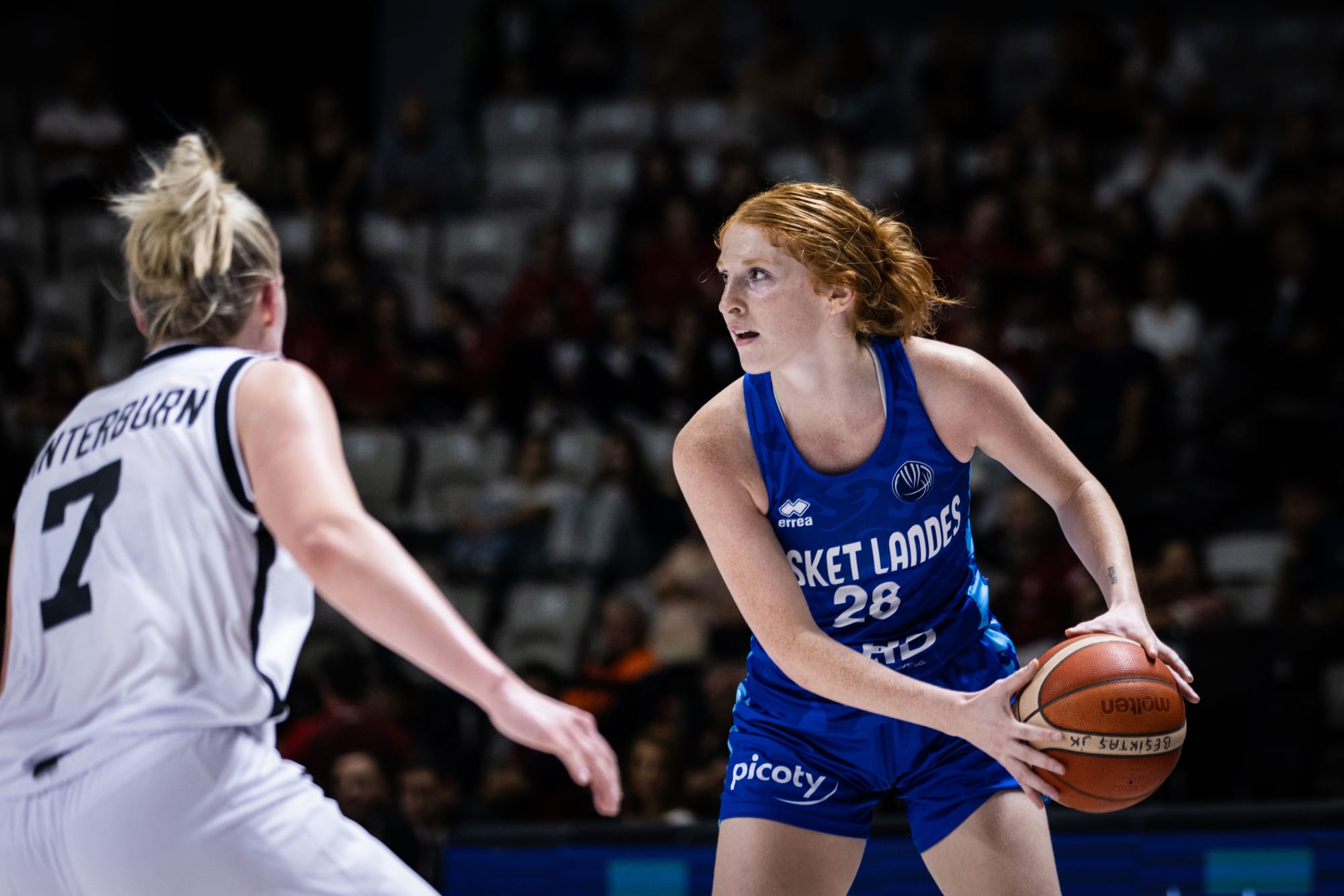 Drama in Brno, 38-point Hillsman show can't stop Landes - EuroLeague Women 2024-25 | FIBA Basketball