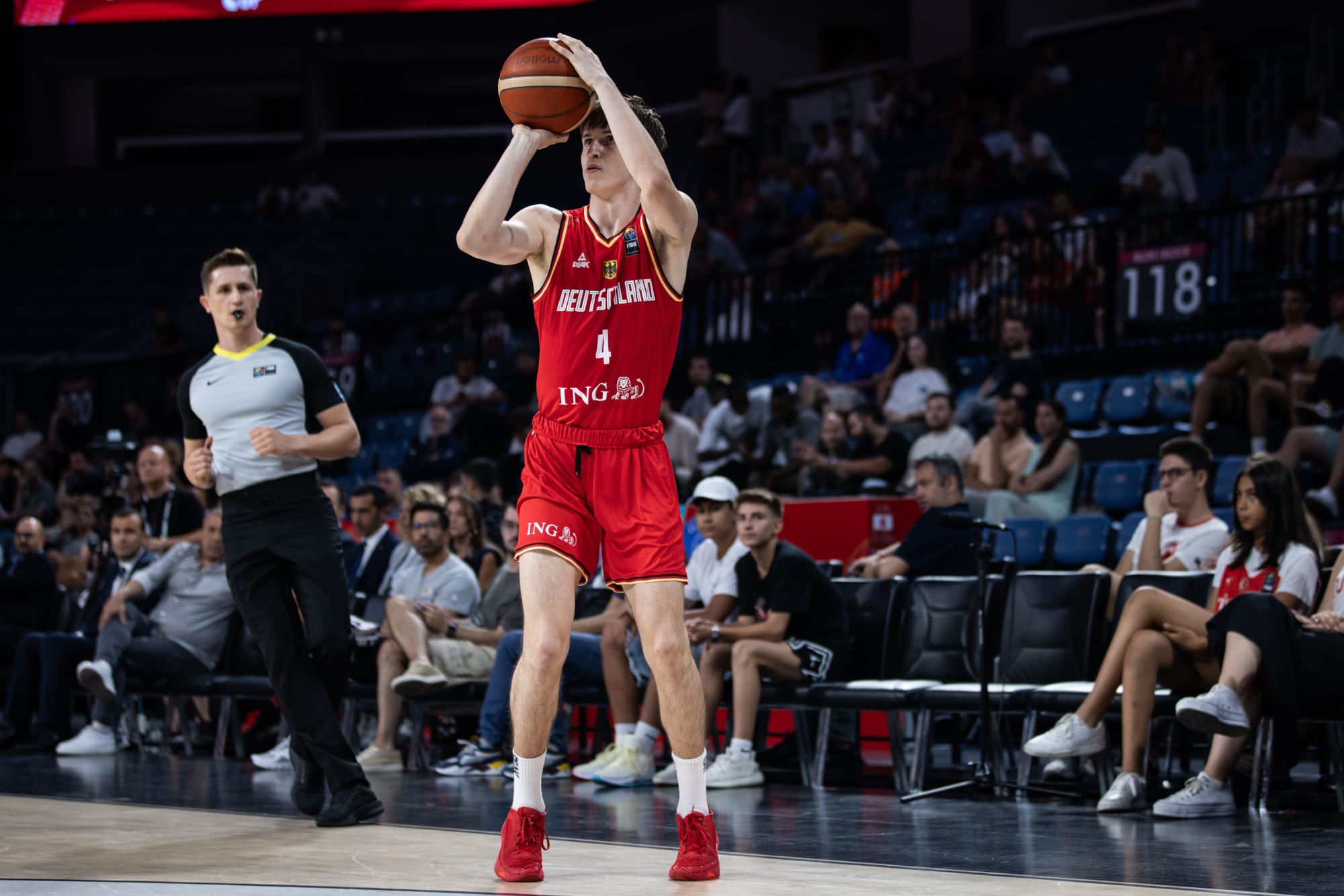 Debutant focus: Telekom Baskets Bonn - Youth Basketball Champions ...