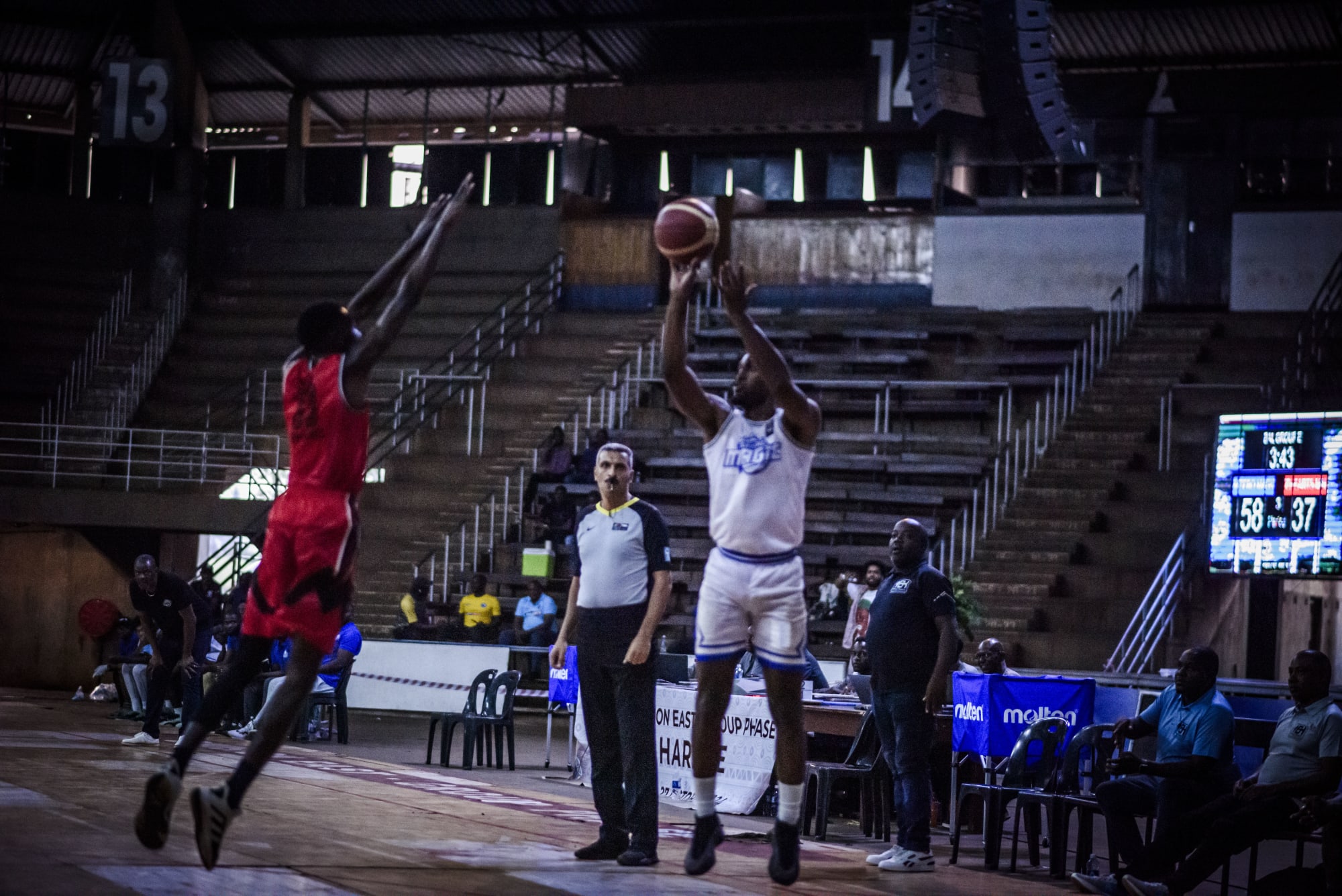 Morris heroics steal the night for Hounds, Matero and Fox remain ...
