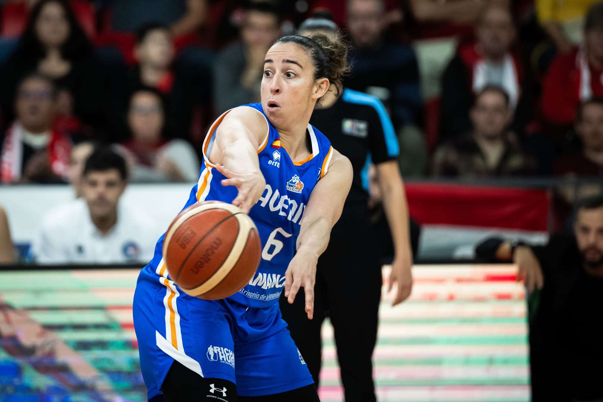 Dominguez moves to third in all-time EuroLeague Women assists chart ...
