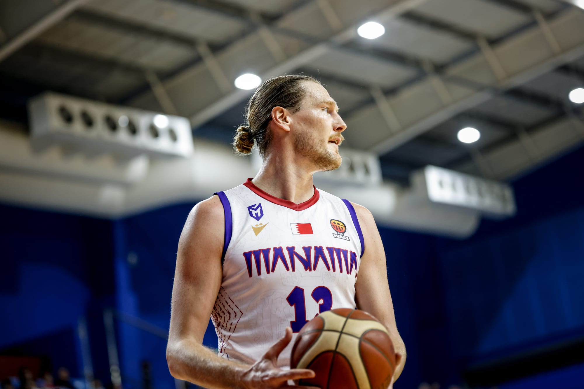 Vintage outing as Clint Chapman finally breaks out for Manama - FIBA ...