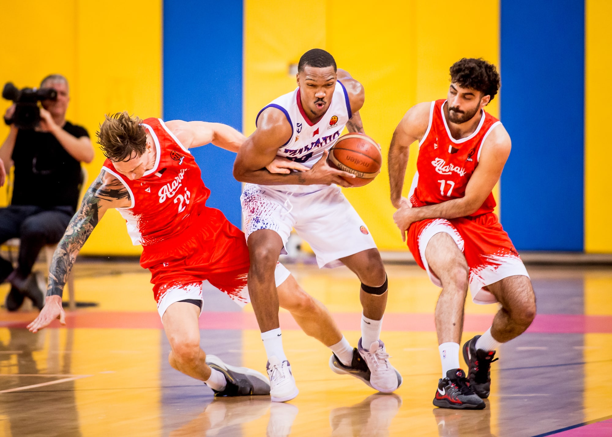 Tony Carr clutch anew as Manama win third straight - FIBA WASL - Gulf ...