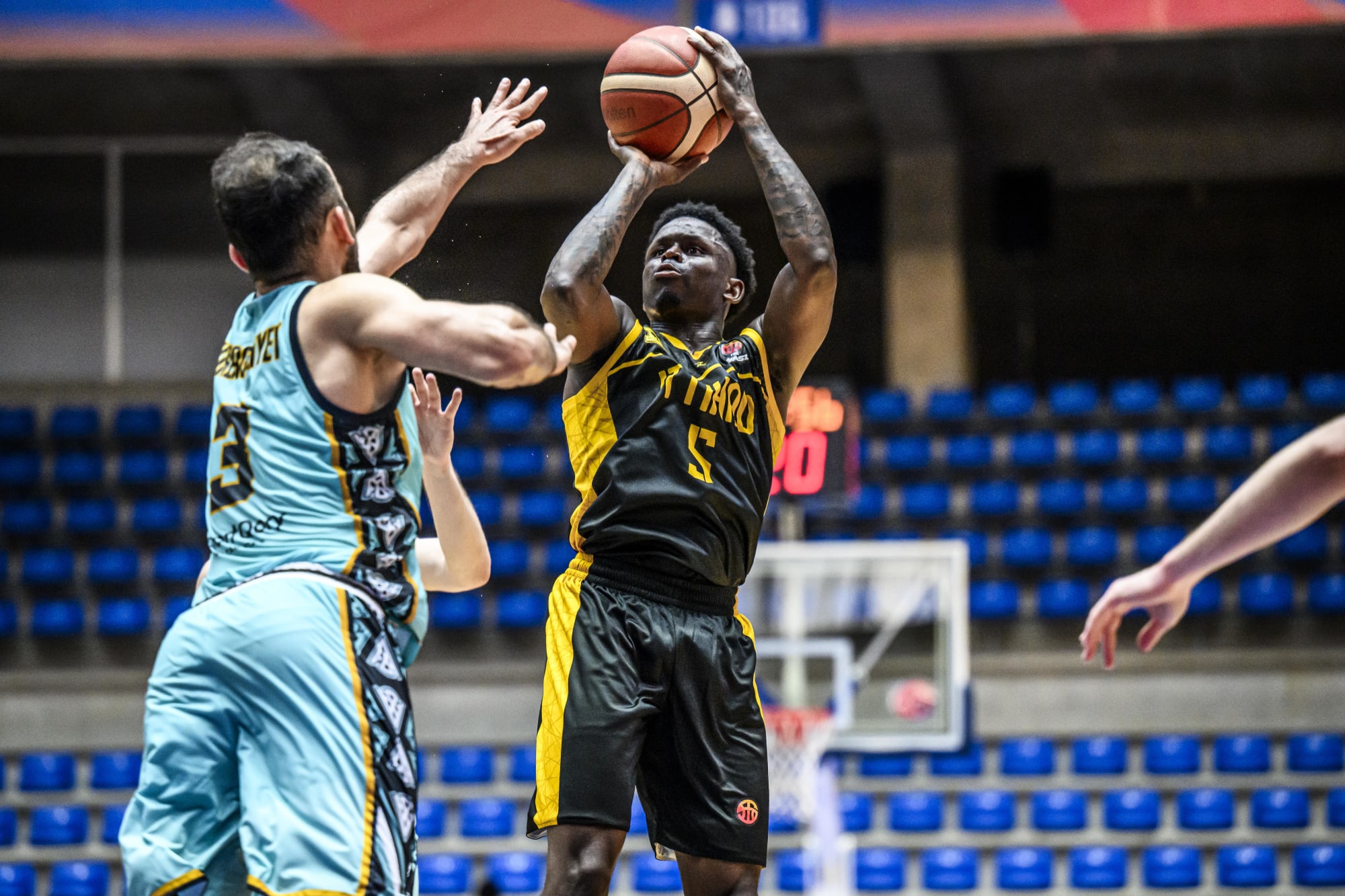 Deshields' dagger: Unwavering trust results in history for club and ...