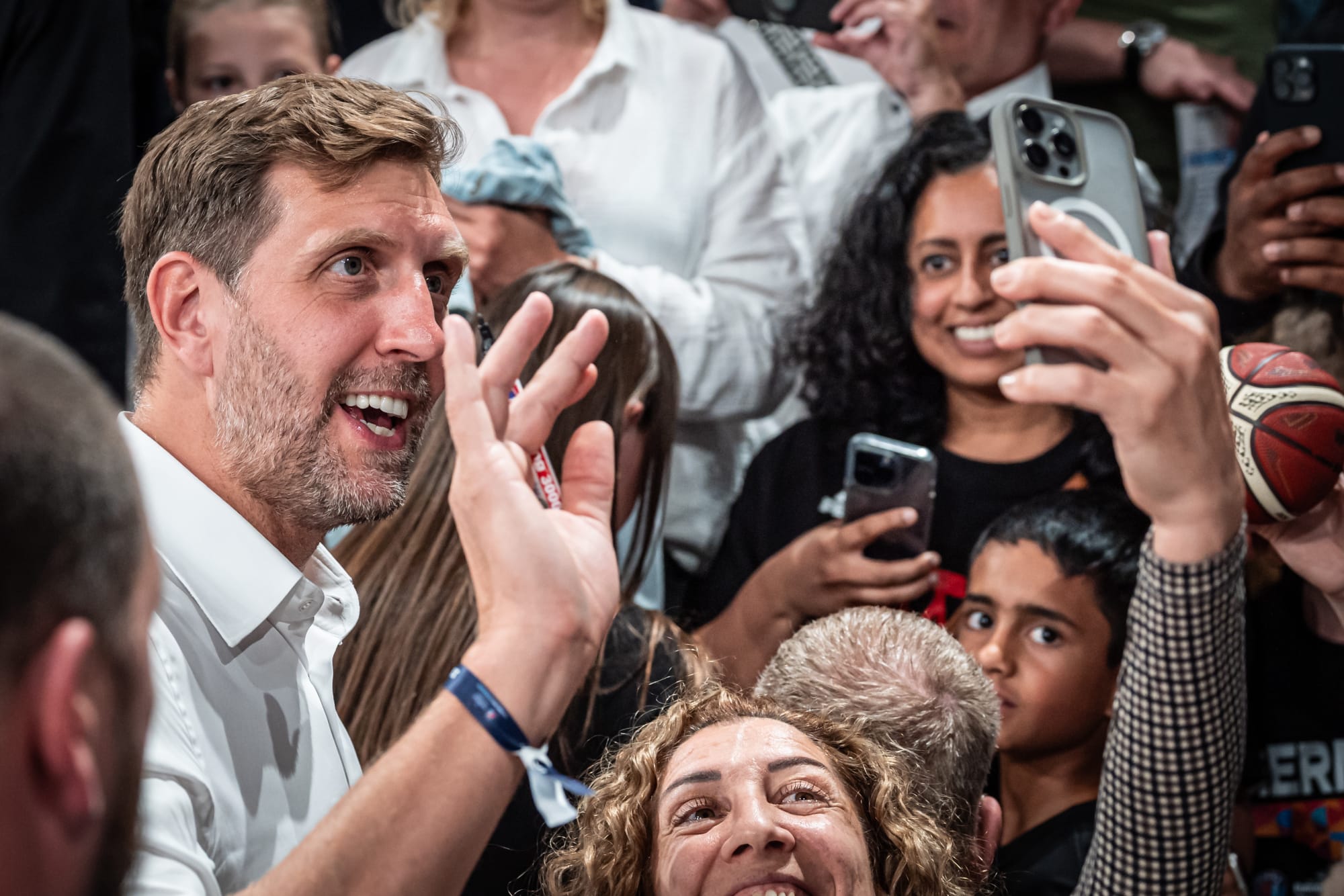 Star power: Who are basketball legends and celebrities picking to win ...