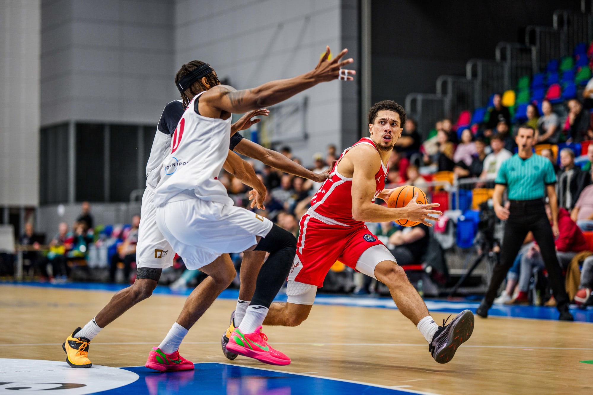 Red hot Chalon win double OT thriller; Carr hits game-winner for ...