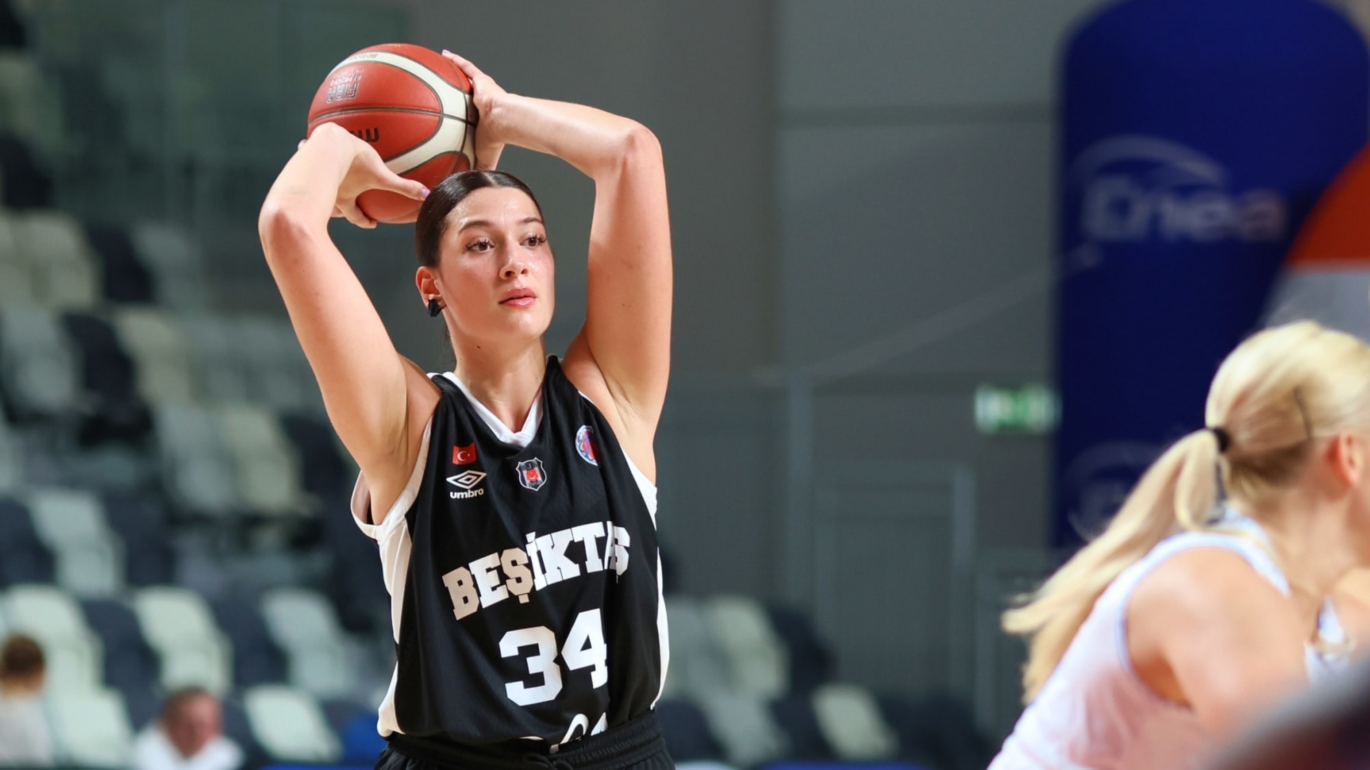 Fasoula on fire for Besiktas in classic; teenager Cisse shows class ...