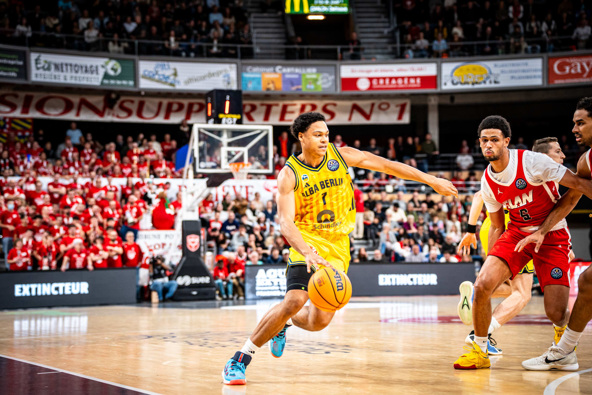 Watch: 19-year-old phenom Jack Kayil takes over - Basketball Champions ...