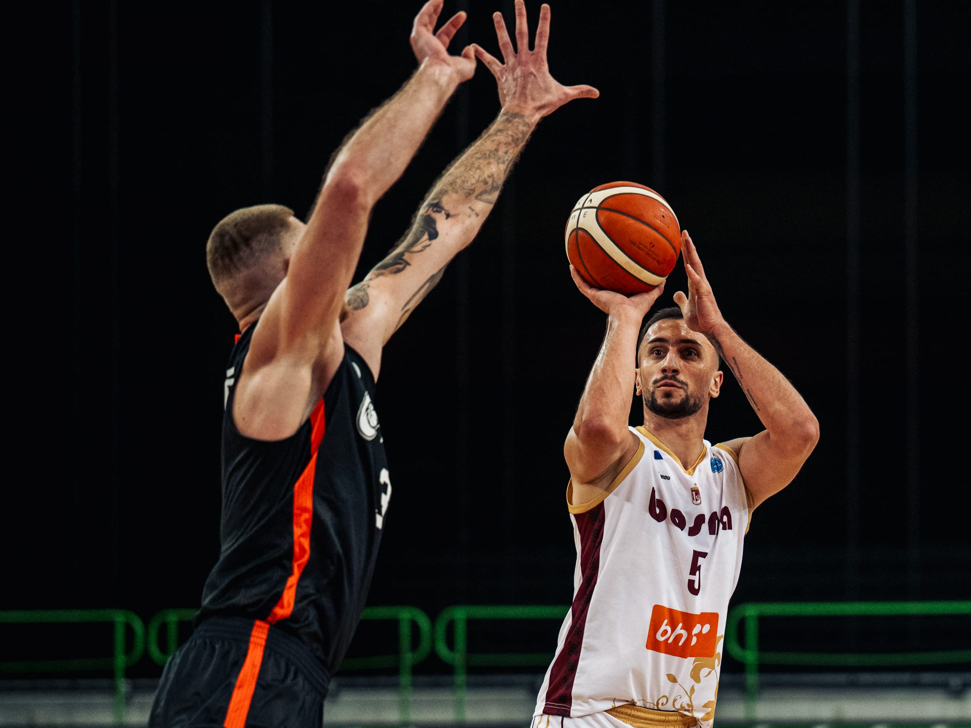 Atic the hero for Bosna; eight teams improve to 2-0 - FIBA Europe Cup ...