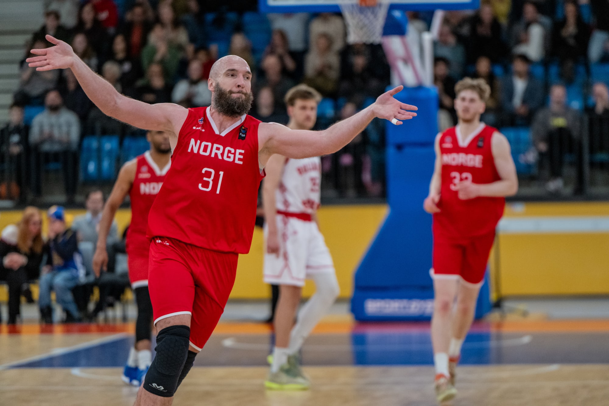 Norway upset Bulgaria; Azerbaijan claim first win | FIBA Basketball